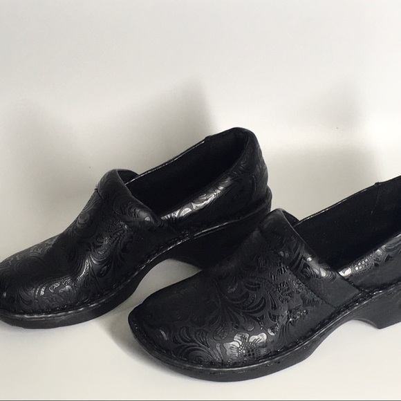 boc | Shoes | Boc Black Vegan Leather Tooled Clogs Woma | Poshmark